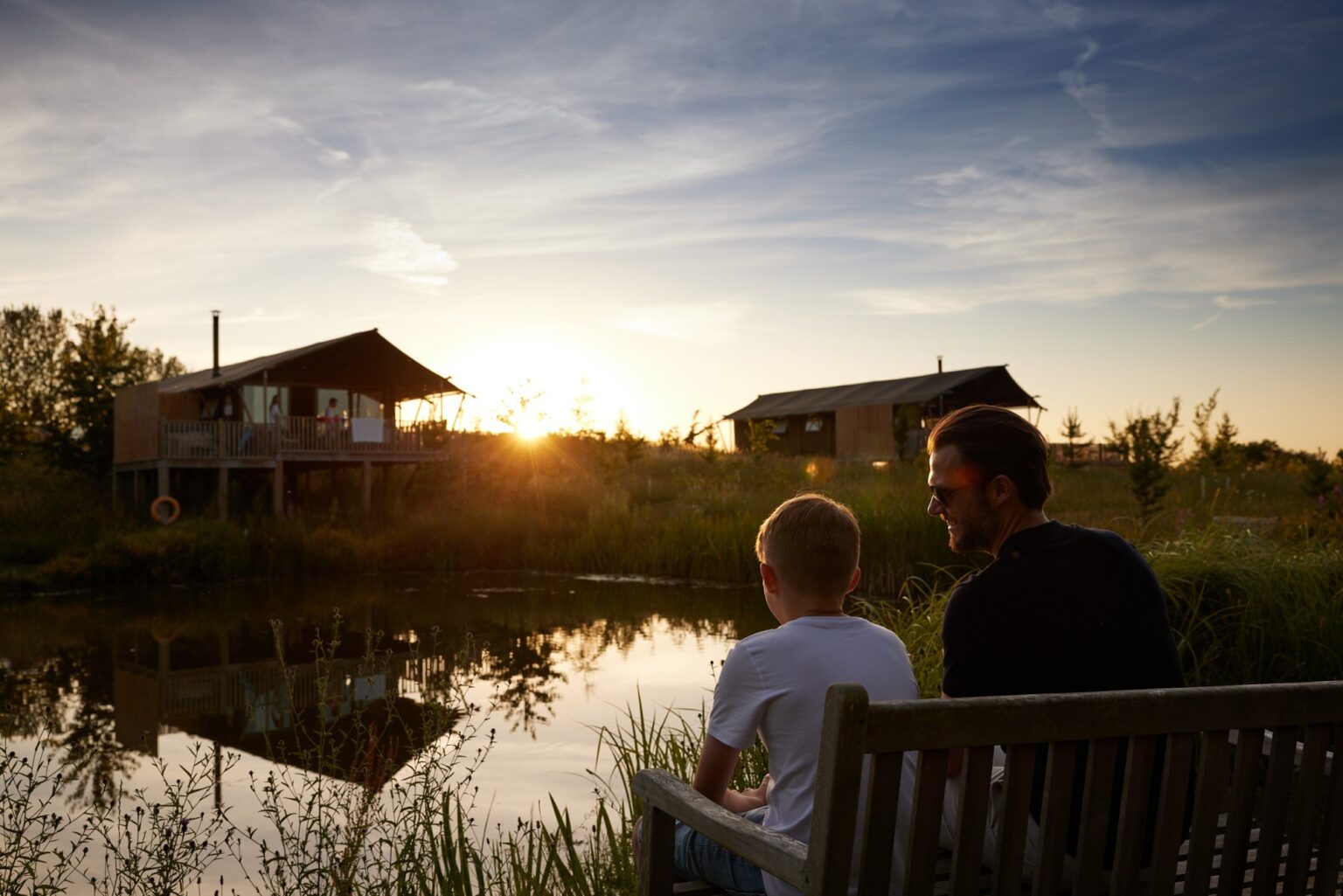 Birdholme Glamping | safari lodges with private hot tubs Notts